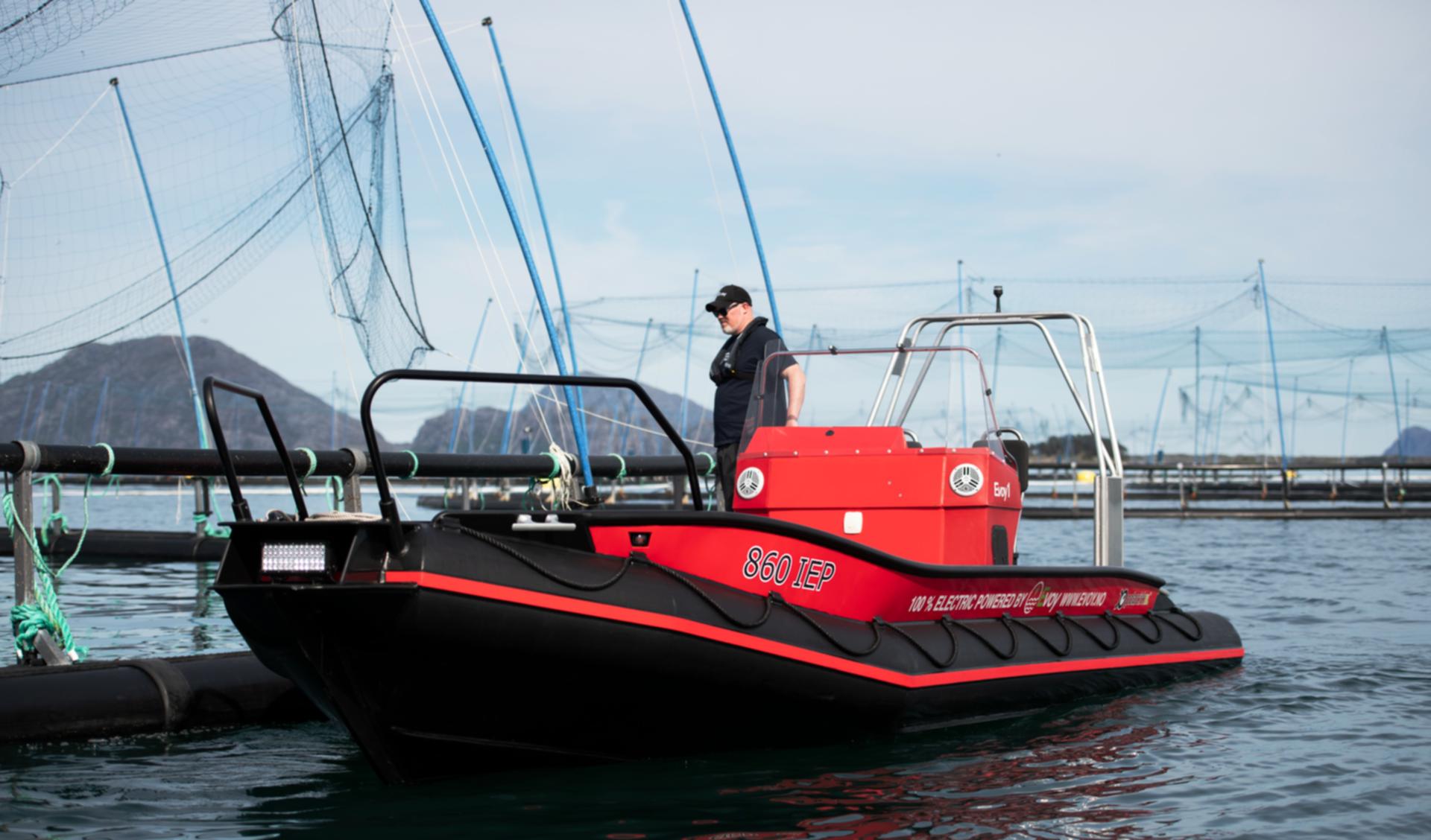 Experience the true silence of the ocean with electric boating